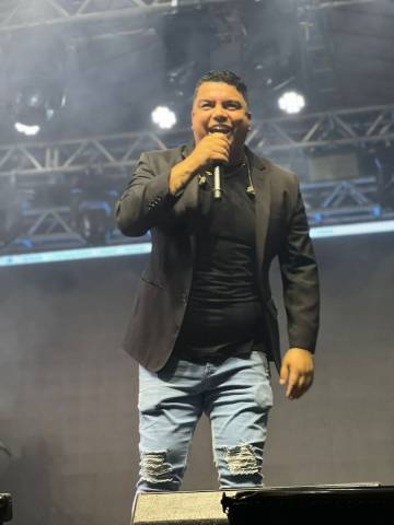 O cantor Kall Marques se apresenta no Polentão em Venda Nova - A ...